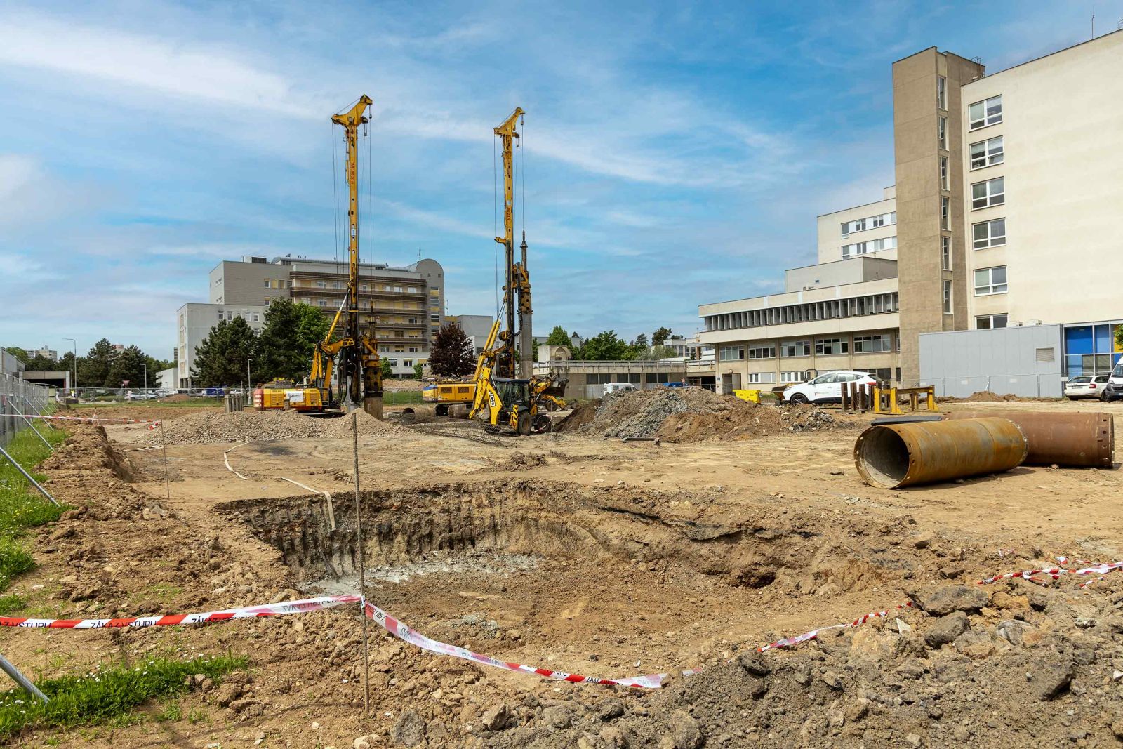 V Hradci začala největší nemocniční stavba za desítky let | Novinky ...
